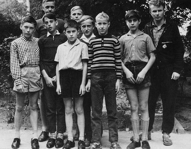 lederhosen: Germany -- chronology 1960s jeans