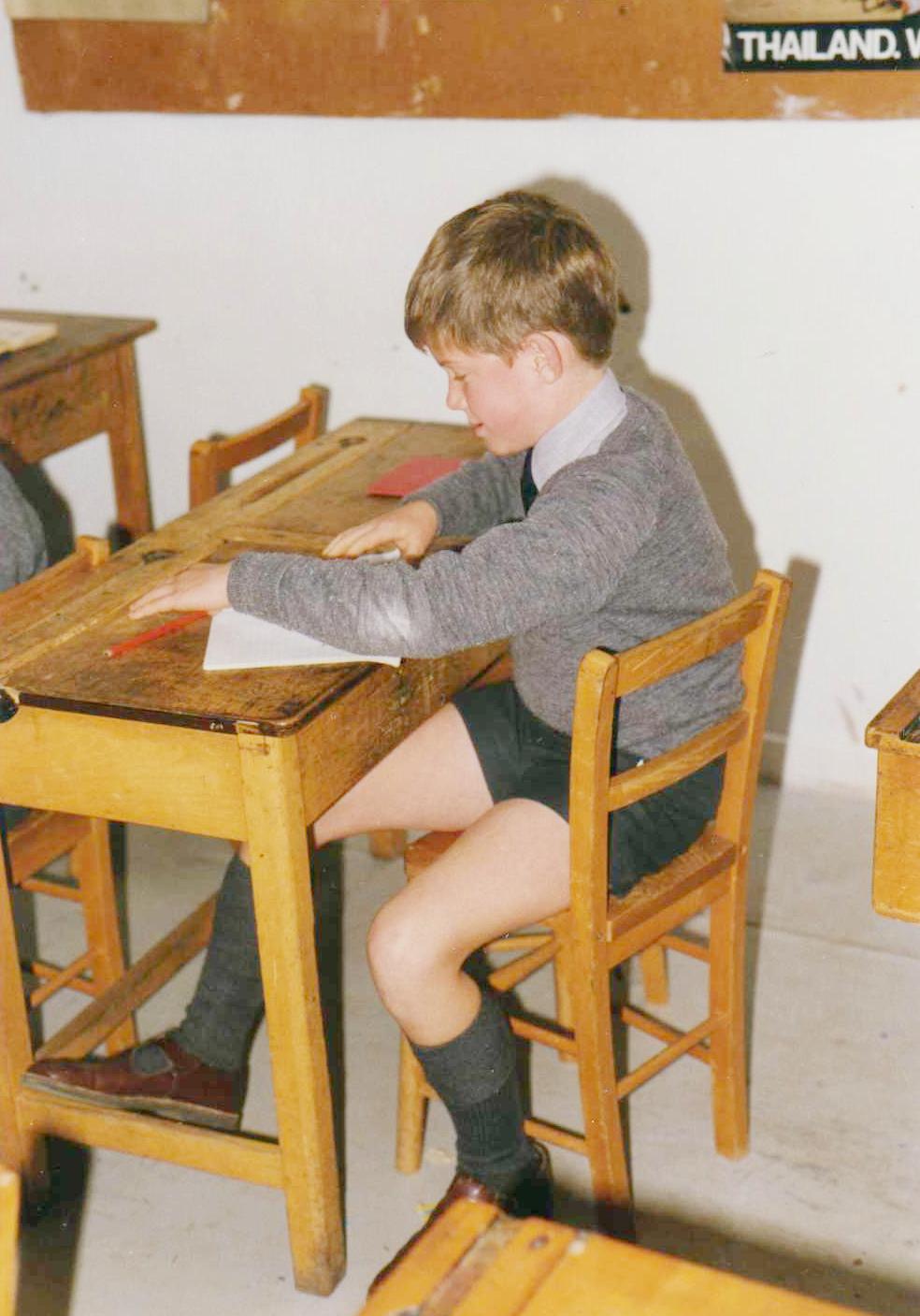 School Uniform: Colored Knee Socks