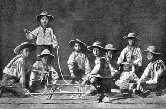 Japanese Boy Scout uniforms -- chronology 1910s