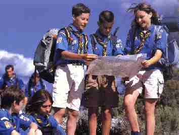French boy scout uniforms: scout associations